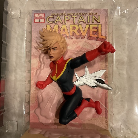 lot crate | Other | Marvel Captain Marvel 3d Standee | Poshmark